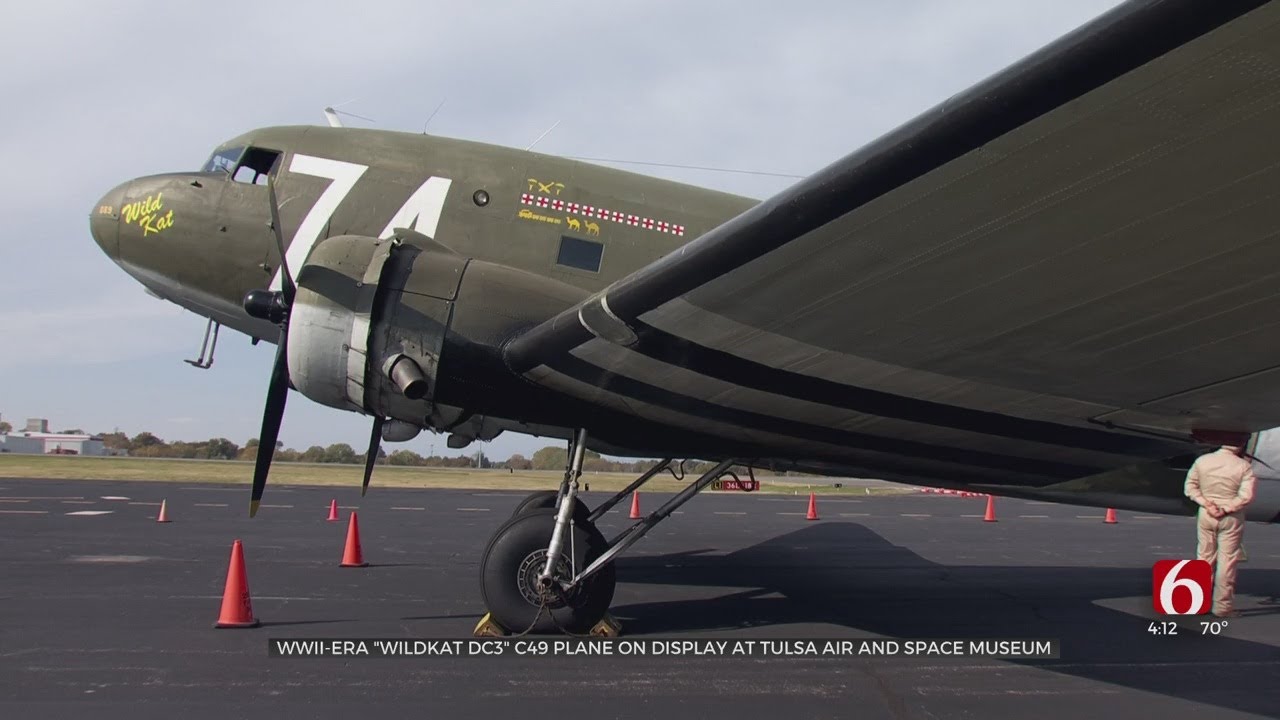 WWII-Era 'Wildkat DC3' C49 Plane On Display At Tulsa Air & Space Museum ...
