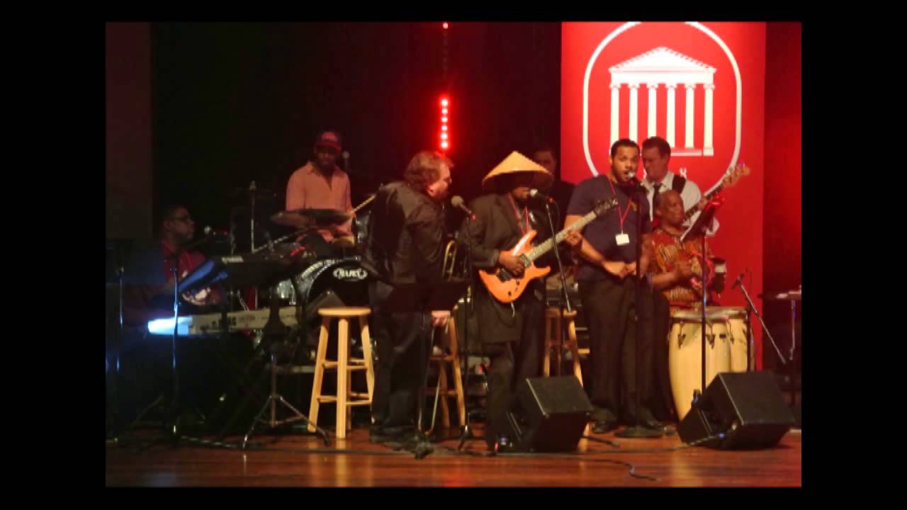 Meg Coulter: Jour 375 Multimedia Project - YouTube