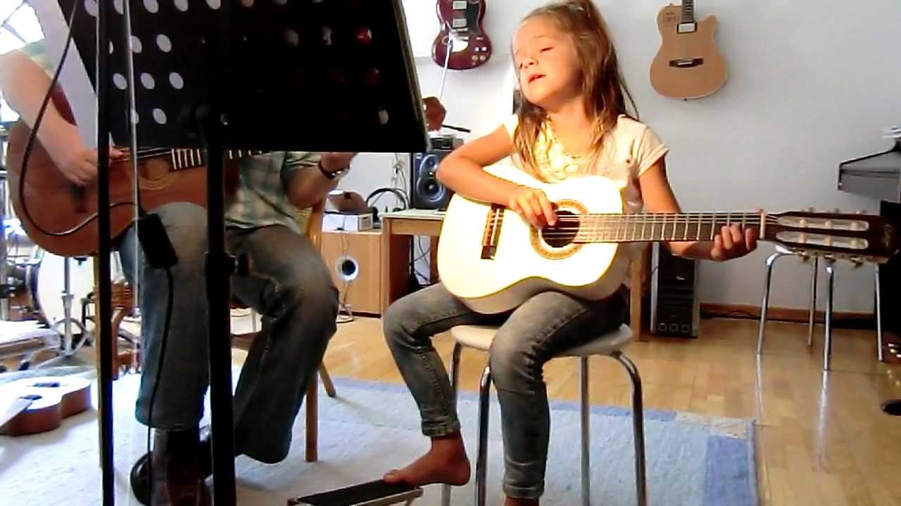 nja nja nja Sascha liebt nicht grosse Worte nja nja nja - YouTube