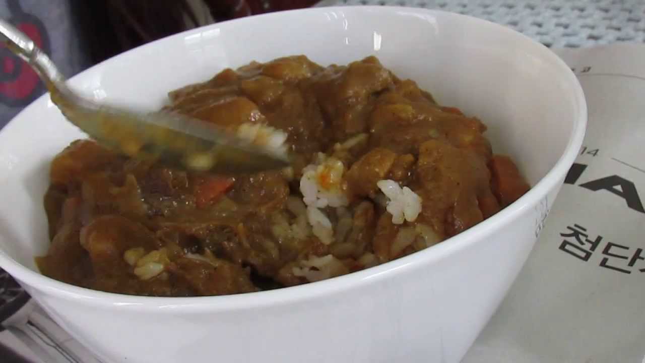 ASMR- Eating Curry Rice - YouTube