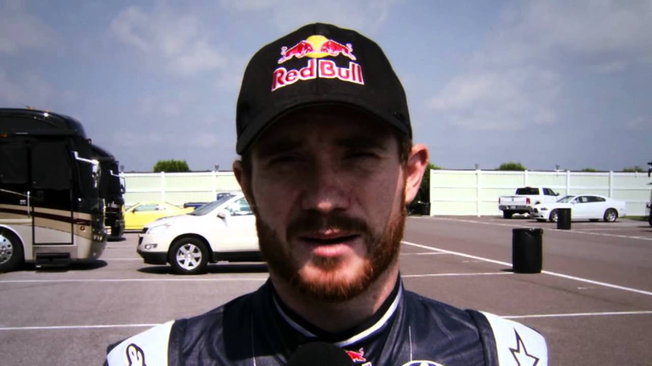 Brian Vickers Salutes our Troops - YouTube