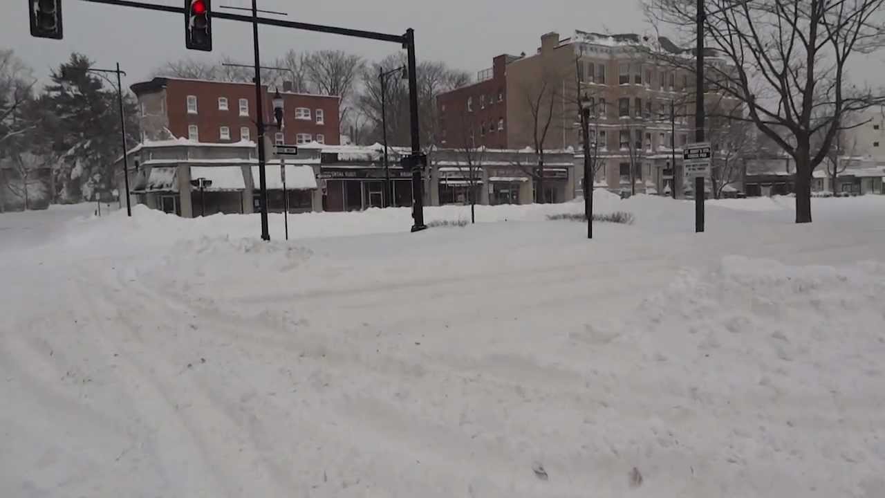 Boston Blizzard 2013 buries city under two feet of snow - YouTube