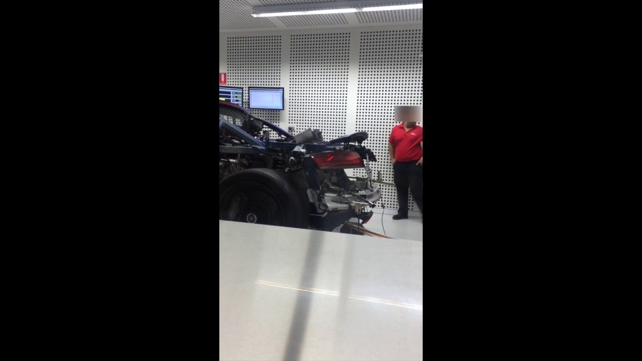 Audi R8 V10 Plus Exhaust Sound (Exhaust Removed + Flames) - YouTube