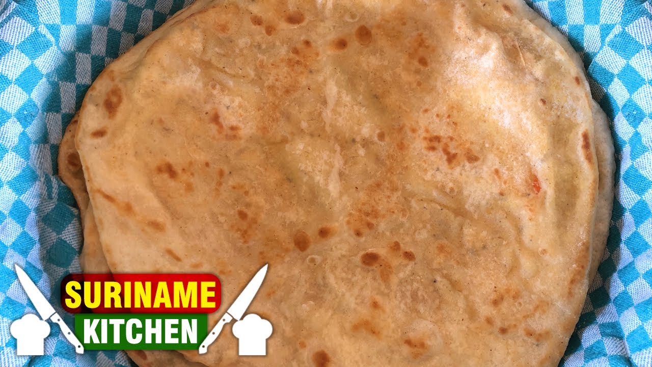 Roti Maken Met Gele Erwten Daal Gevuld | Roti Making Stuffed With ...