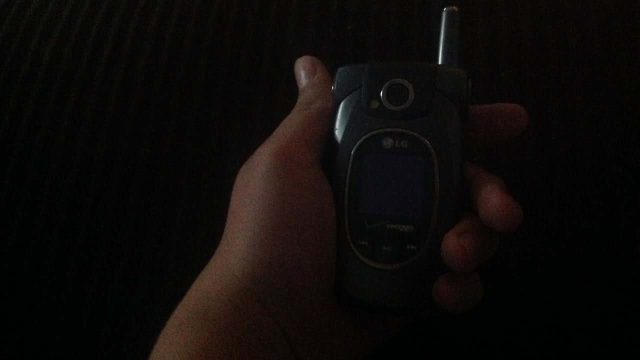 LG VX8300 Review (Flip Phone Dayz Camera) - YouTube