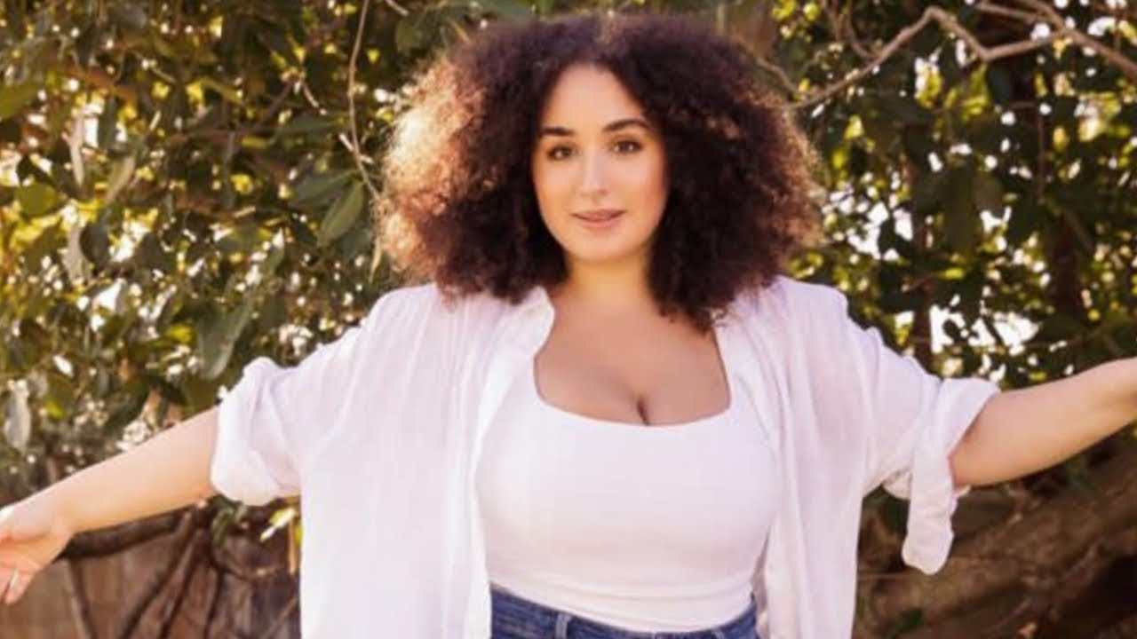 Tana Habibi | Attractive Model | Biography | Wiki Curvy Plus size ...
