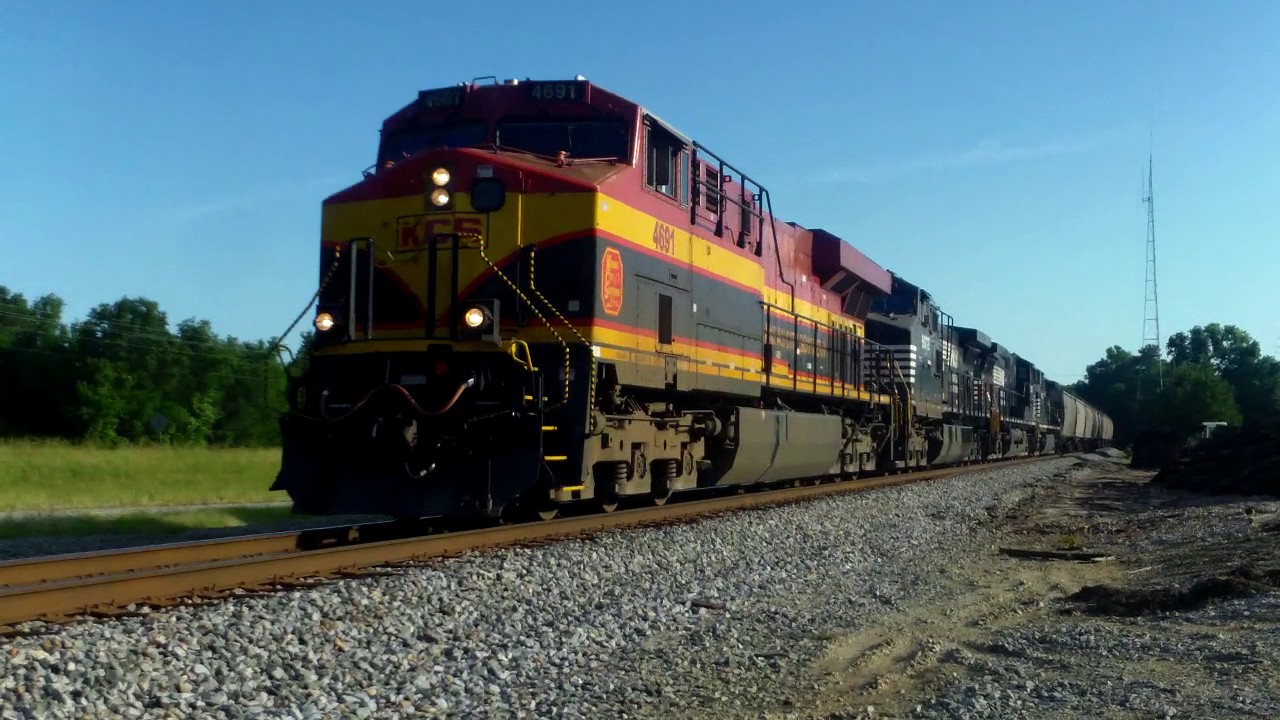 NS Grain Train 52D With KCS Leader 4691 At Adger SC On The NSR-Line ...