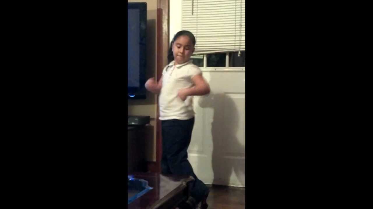 Lil amber dancing ! - YouTube