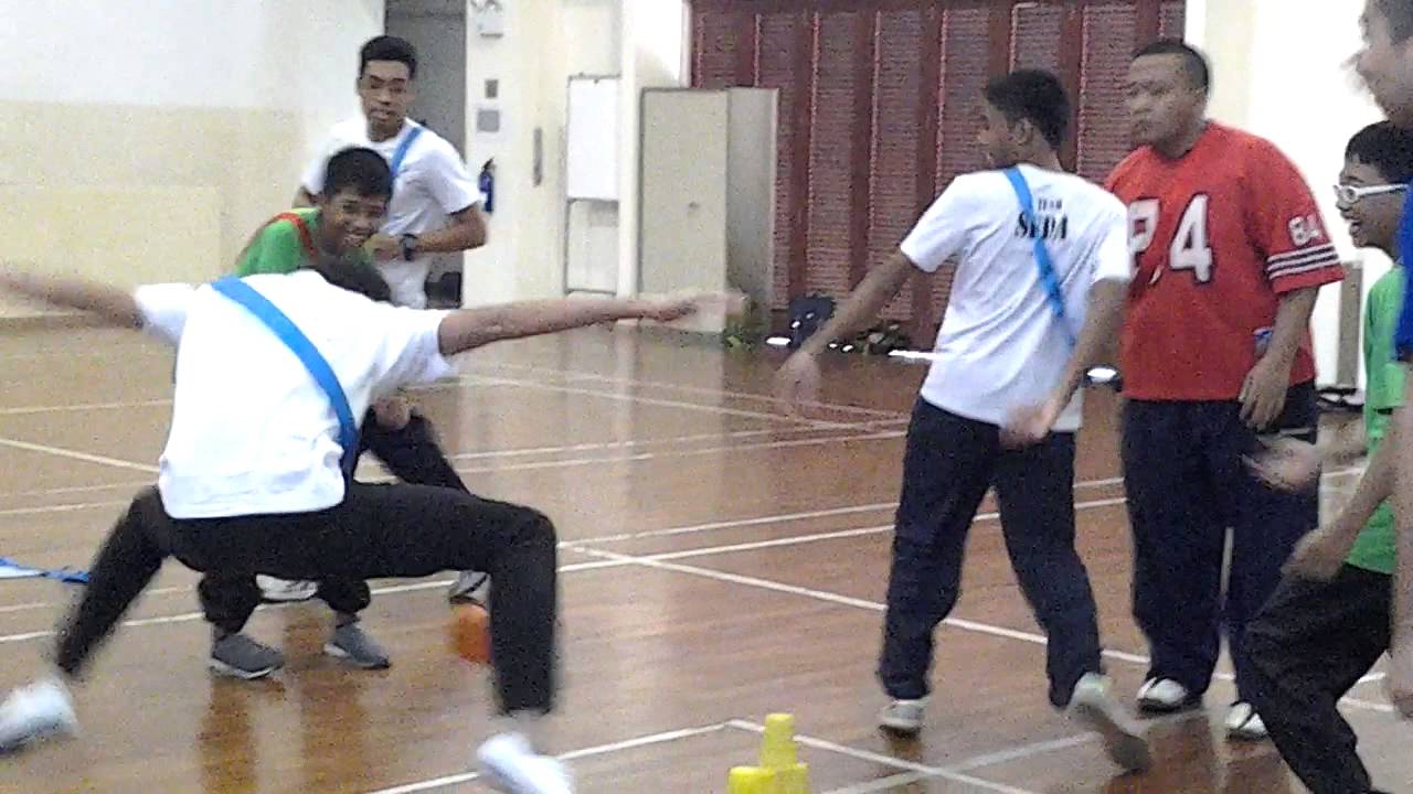 Topple Ball during Sport Fiesta - YouTube