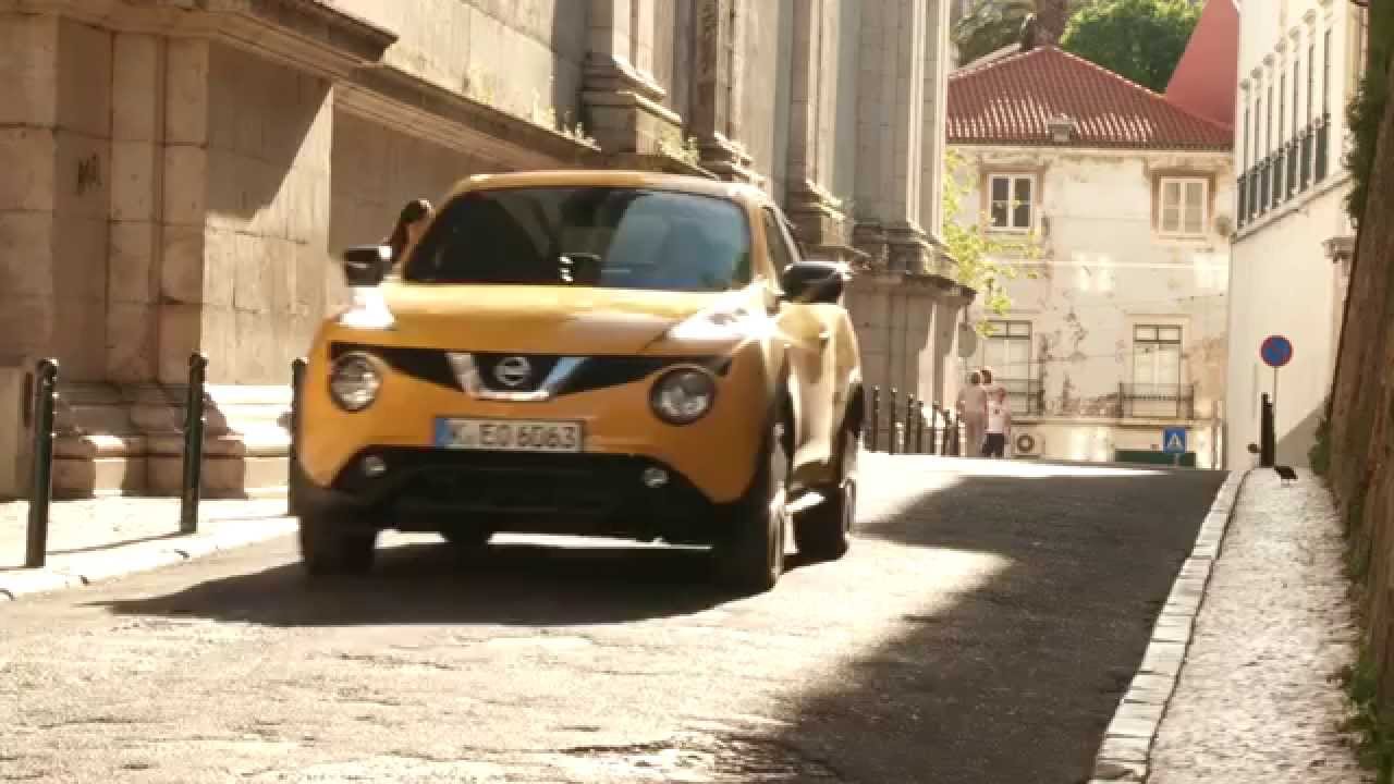 New Nissan Juke Preview in Yellow | AutoMotoTV - YouTube