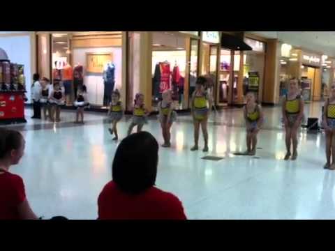 The Me Dance - YouTube