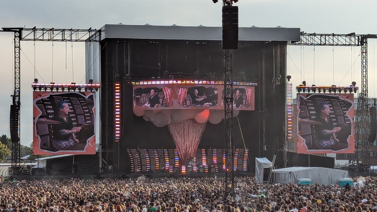 Green Day - Saviors Tour - Manchester 21st June 2024 - YouTube