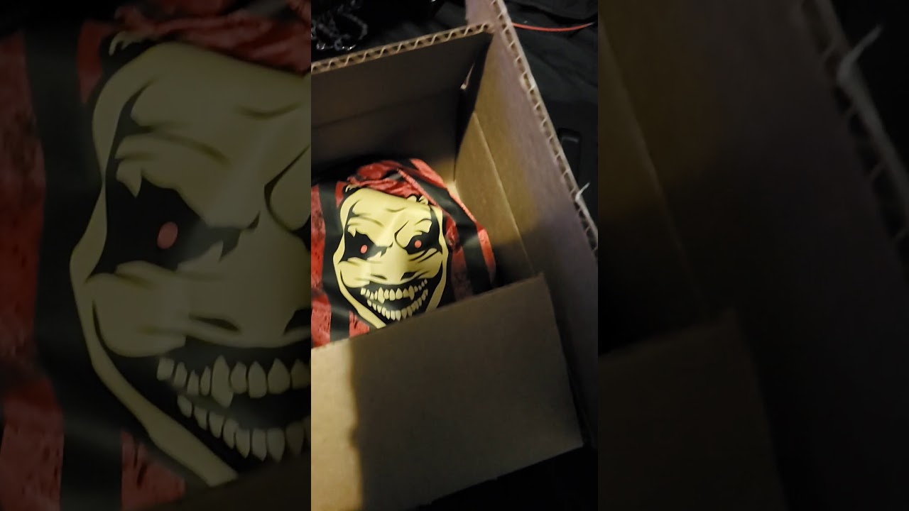 The Unboxing of The Fiend Deluxe Edition Replica mask - YouTube