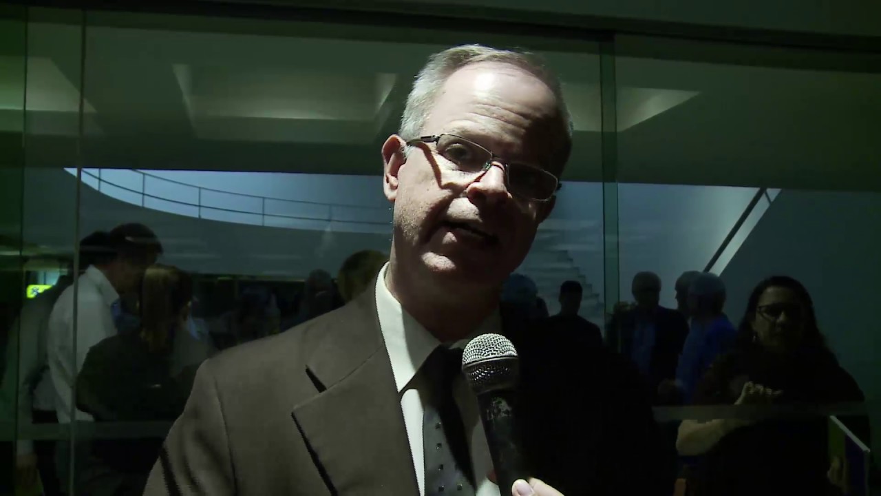Rogério Tavares fala sobre o professor Anis Leão - YouTube