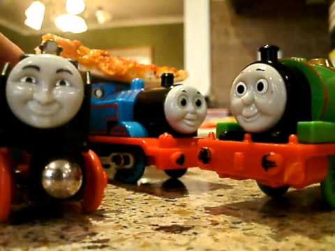 THOMAS THE TRAIN HERO AND PERCY HAVE PIZZA - YouTube