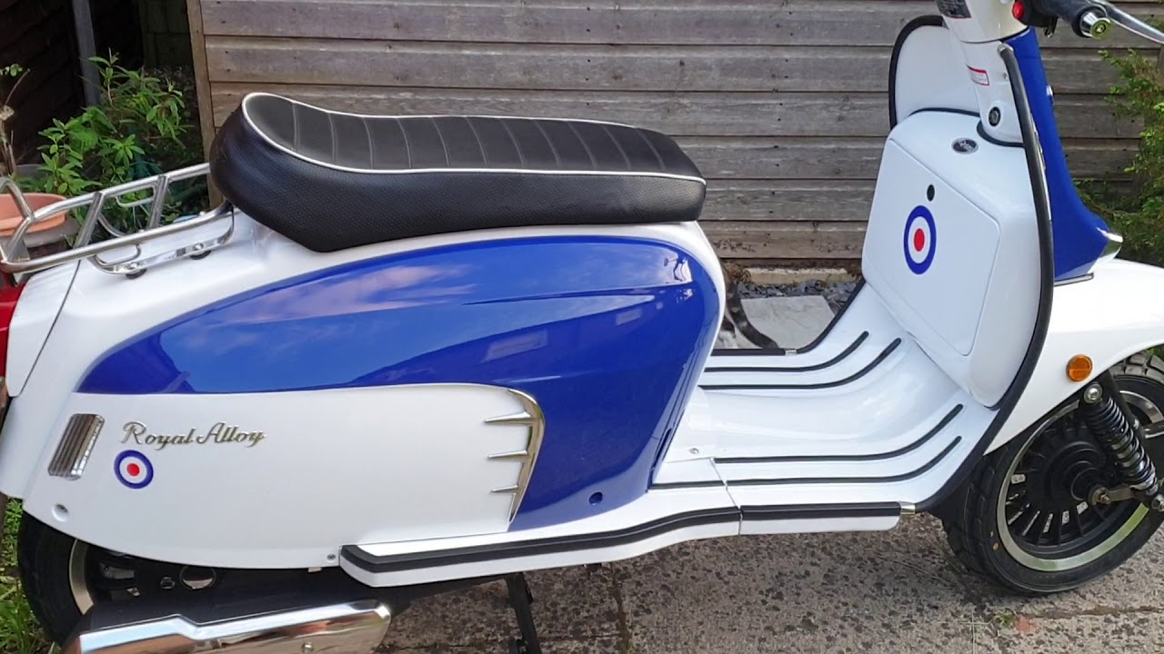 My new Royal alloy GT125 - YouTube