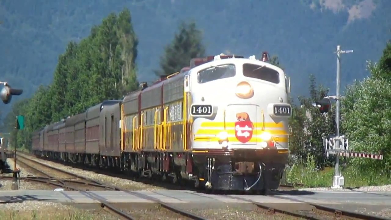 Royal Canadian Pacific passes Agassiz, BC - June 24th, 2017 - YouTube