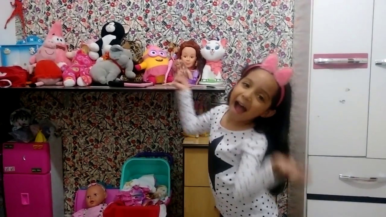 Primeiro Video - As tiaras da princesa Valen!!! - YouTube