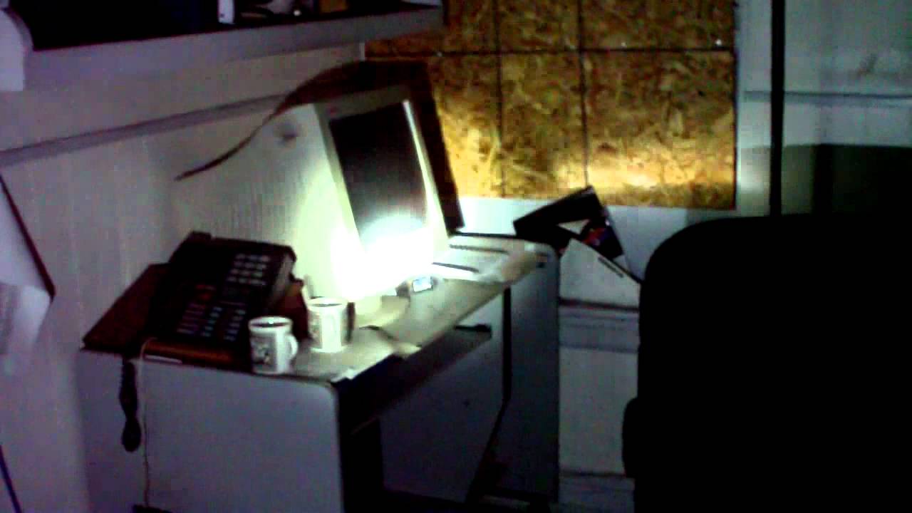 Abandoned Factory With Machine Shop Urban Exploration - YouTube