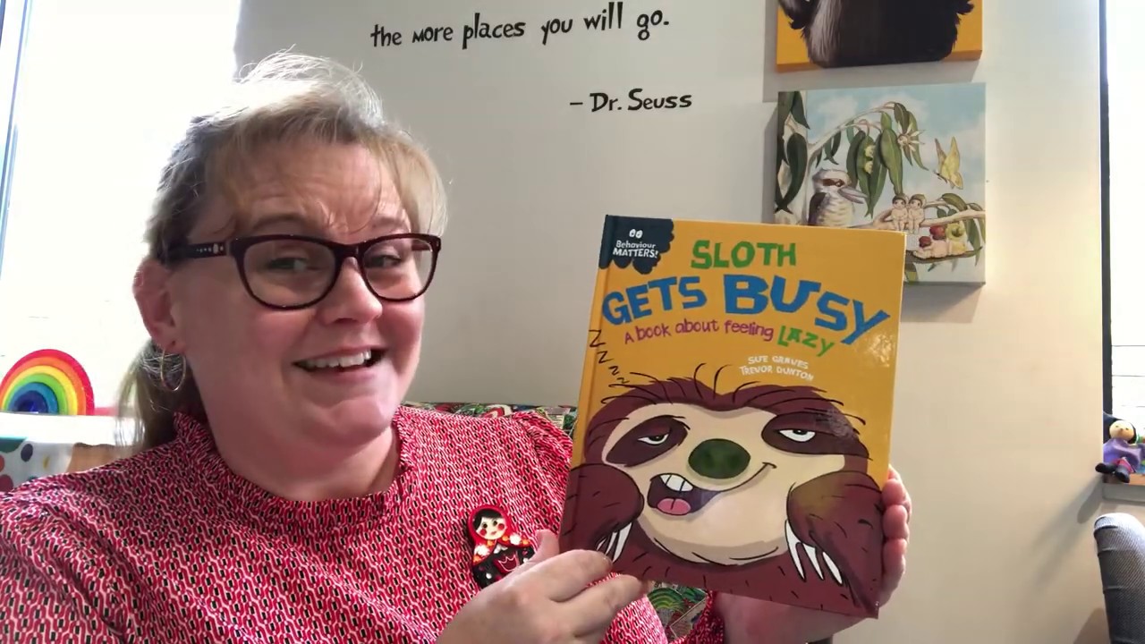Sloth Gets Busy - YouTube