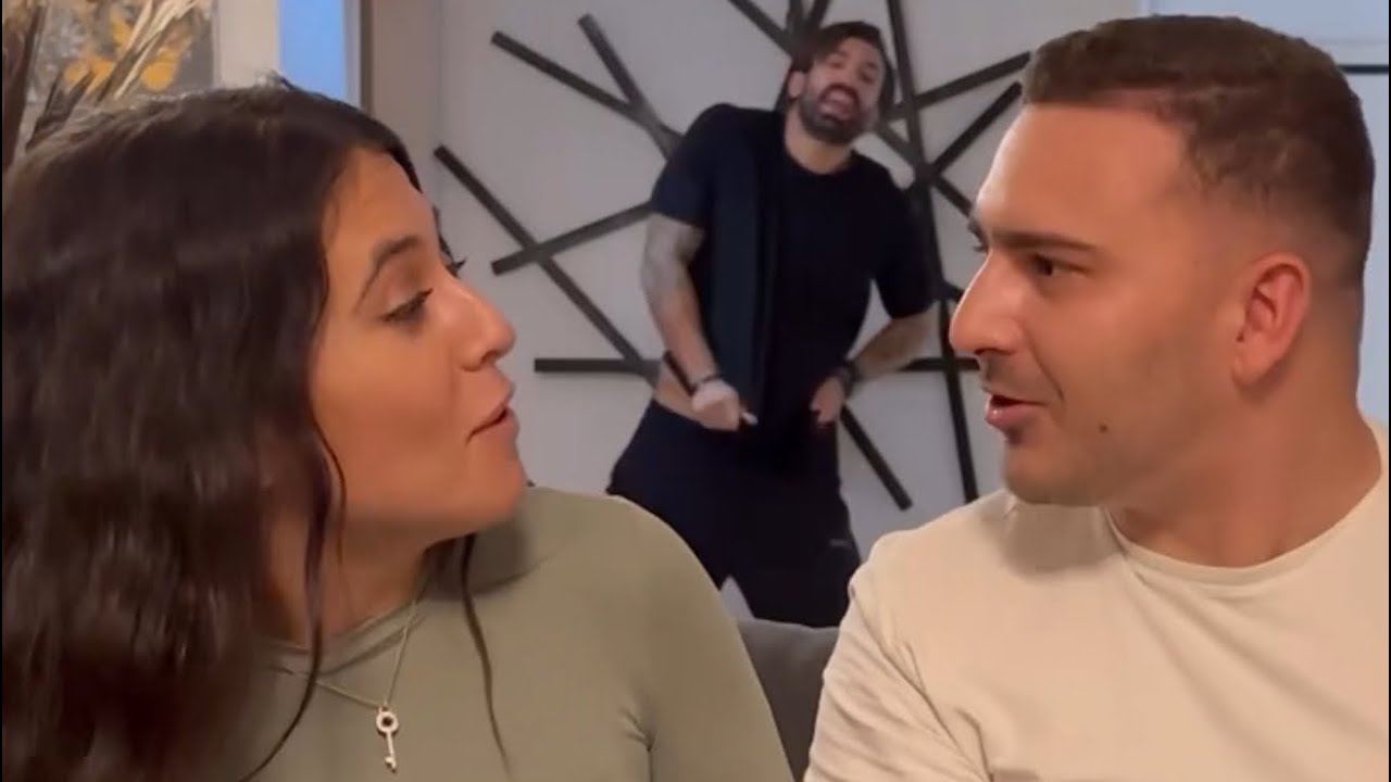 Όταν ο ΚΟΛΛΗΤΟΣ ΒΡΙΣΚΕΙ ΚΟΠΕΛΑ - YouTube