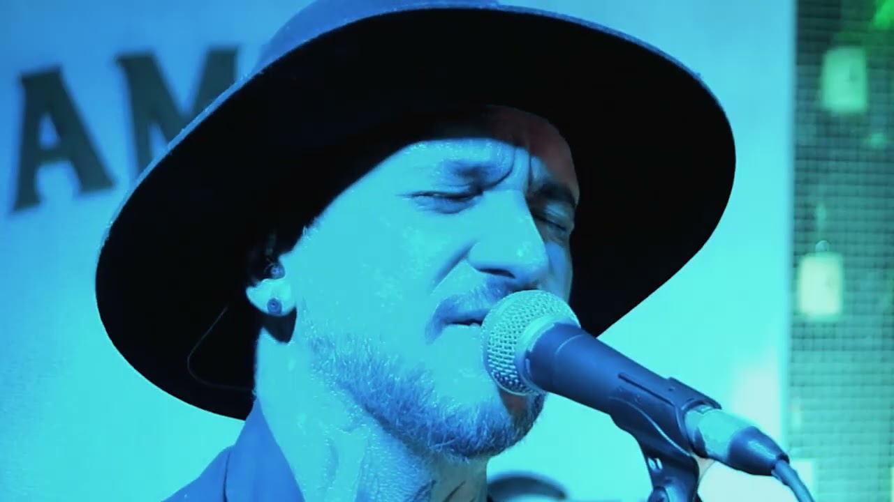 Banda Duo Code - Wicked Game - gravado ao vivo em Americana (SP) no pub ...