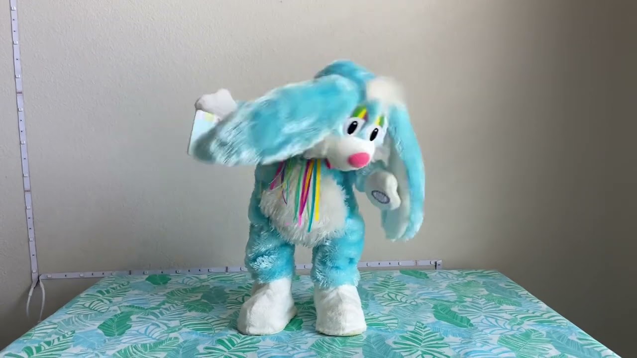 DanDee - Dancing Easter Bunny - Let’s Twist Again (Parody) - YouTube