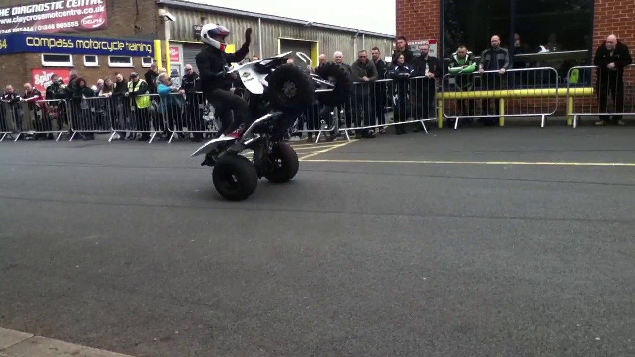 Quad bike wheelie CMC Dave Coates - YouTube