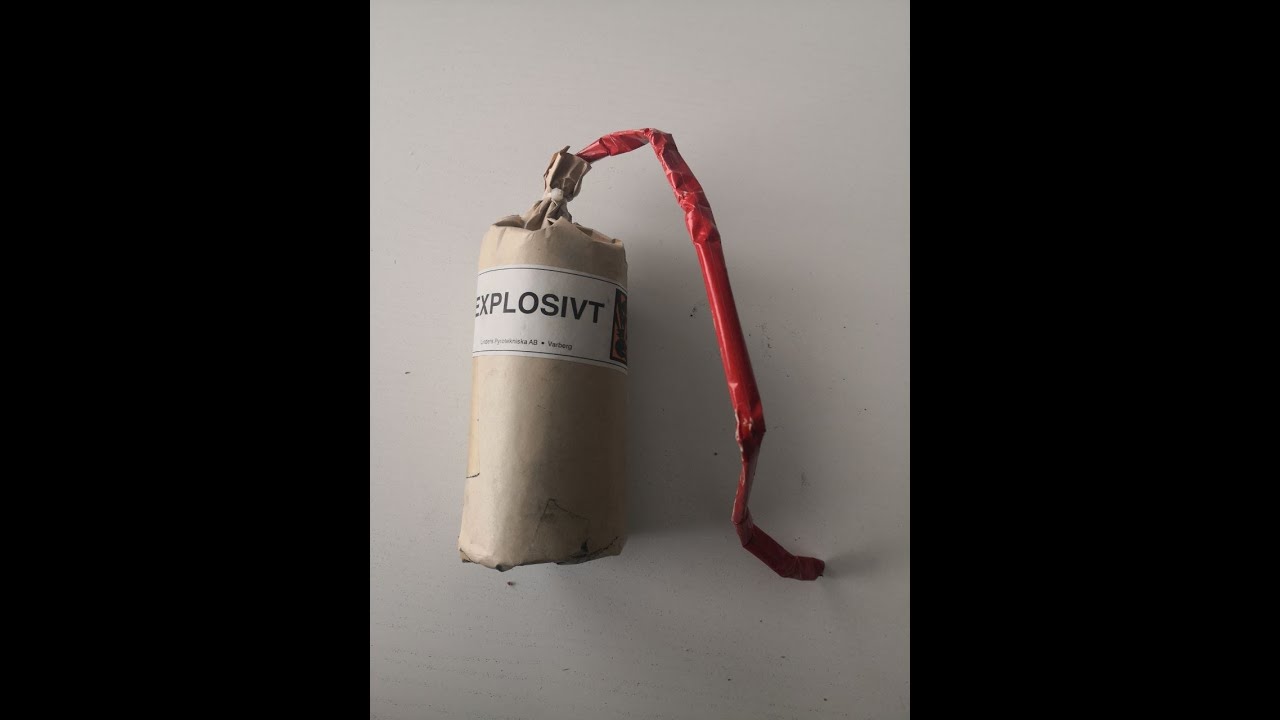 Special Pyro Deluxe. Explosivt från Linders Pyrotekniska AB. - YouTube