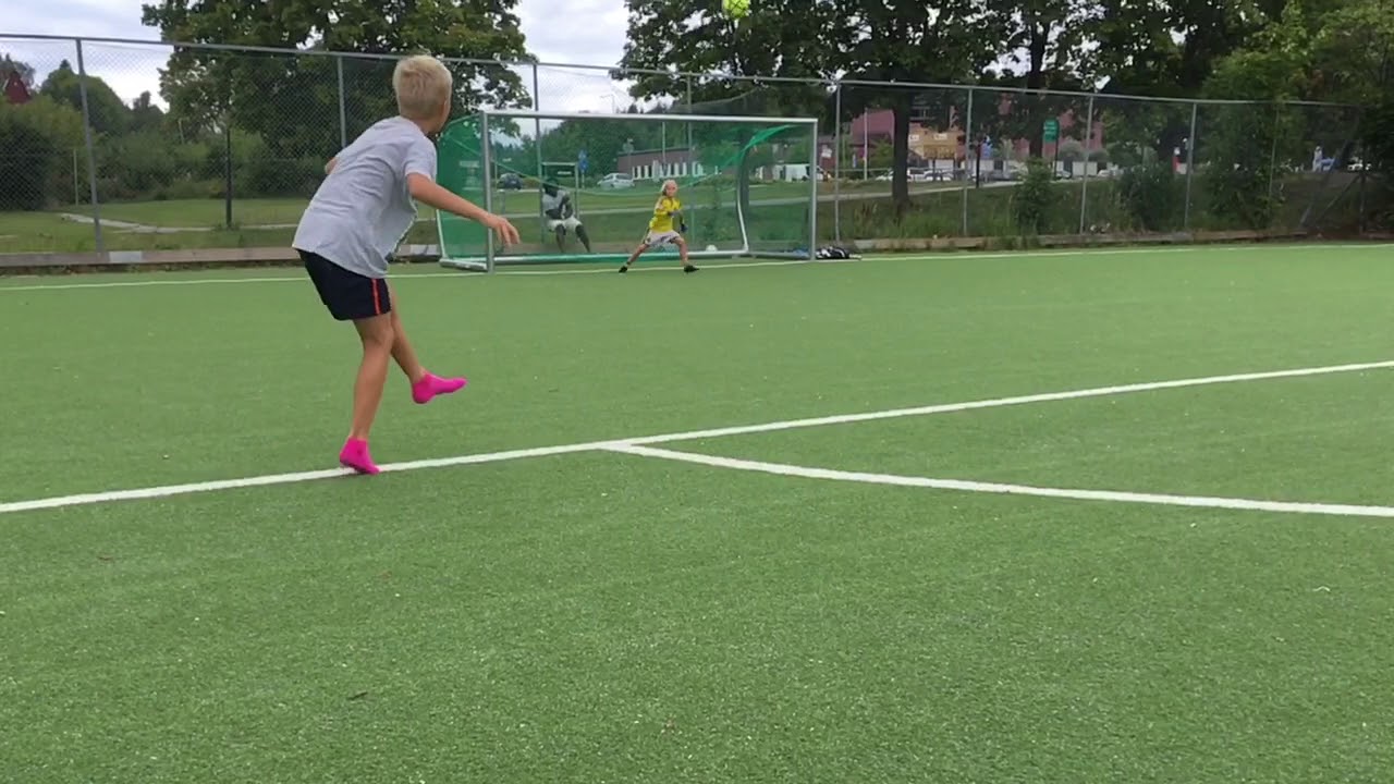 Football Challenges #1 - YouTube