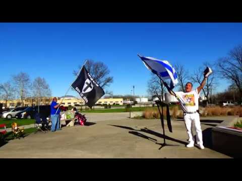PREDICANDO EN EL PARQUE EL MENSAJE DE JESUCRISTO - YouTube