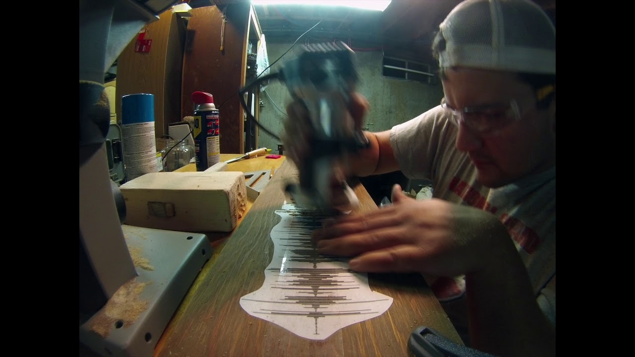 waveform gift of your favorite song - YouTube