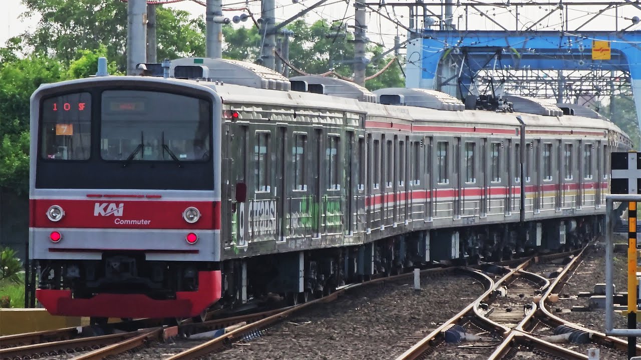Stasiun Cikarang: Kompilasi Kereta Api dan KRL [4K] | JR 205 Rheostatik ...