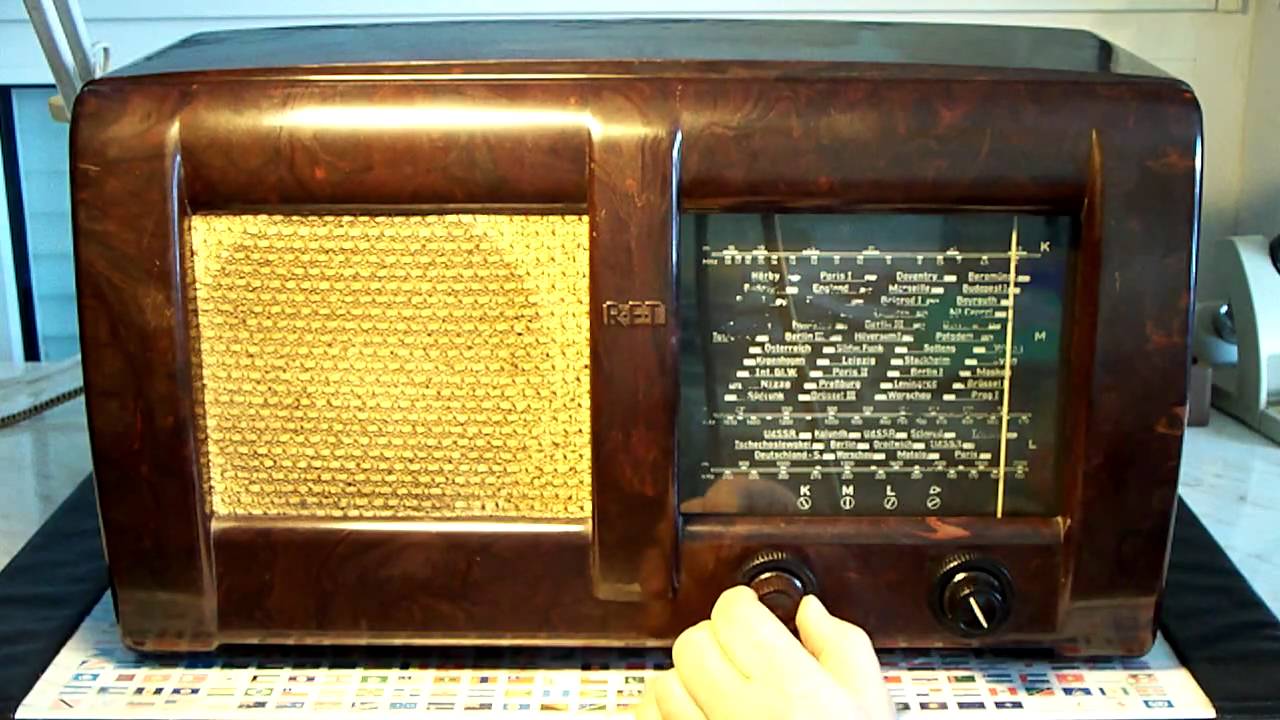 DDR RFT Röhrenradio Radio 4U62 Funkwerk Dresden vormals Mende - YouTube