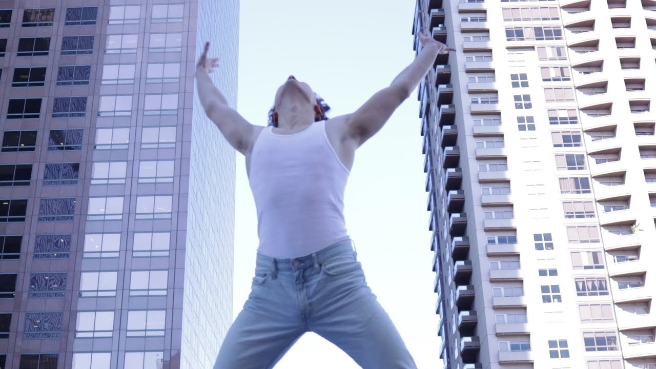 you cannot fast travel when enemies are nearby - YouTube