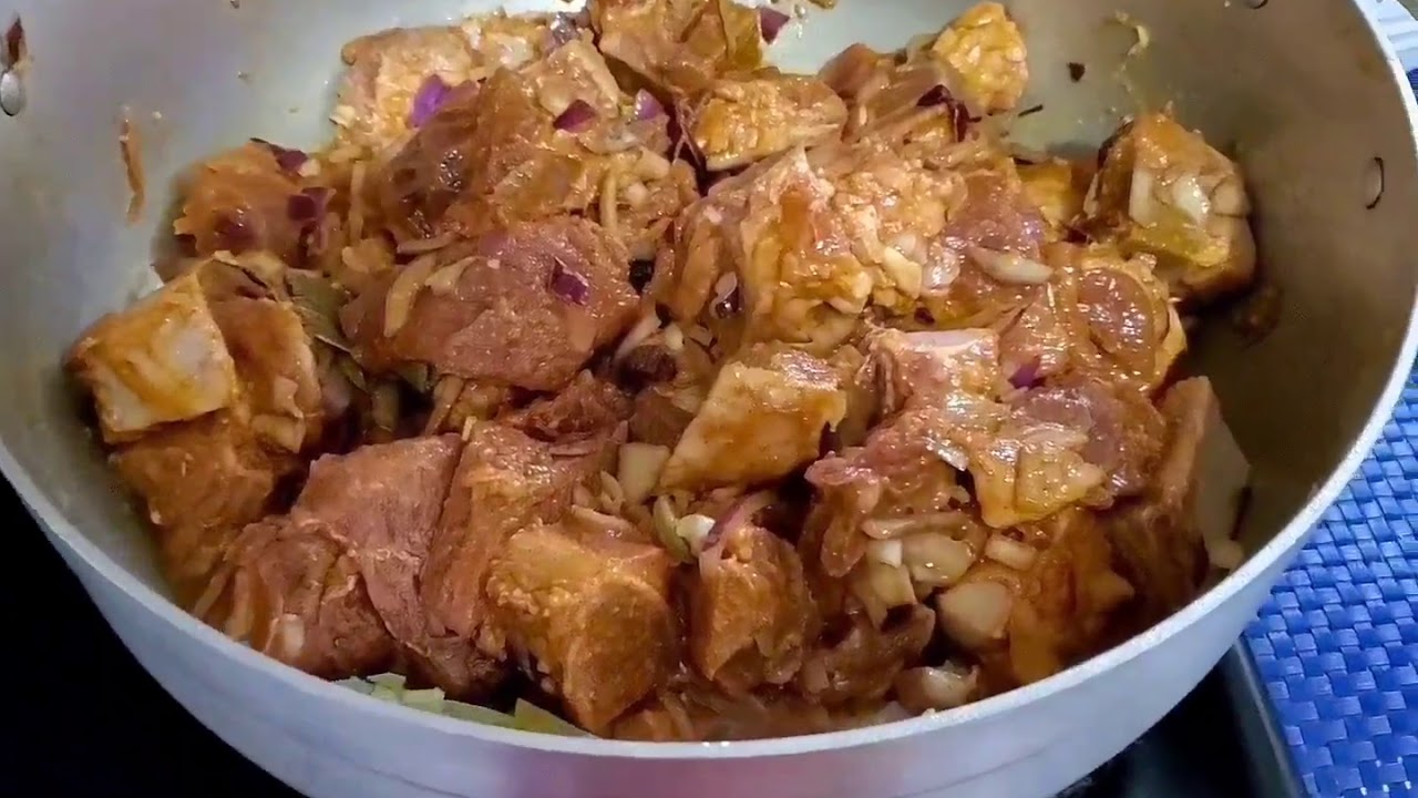 Beef vuna গরুরমাংস ভুনা(মিহ্-রিমা special recipe) - YouTube