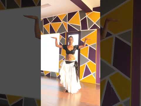 Egyptian Belly Dancing Extravaganza - A Feast for the Eyes #dancers