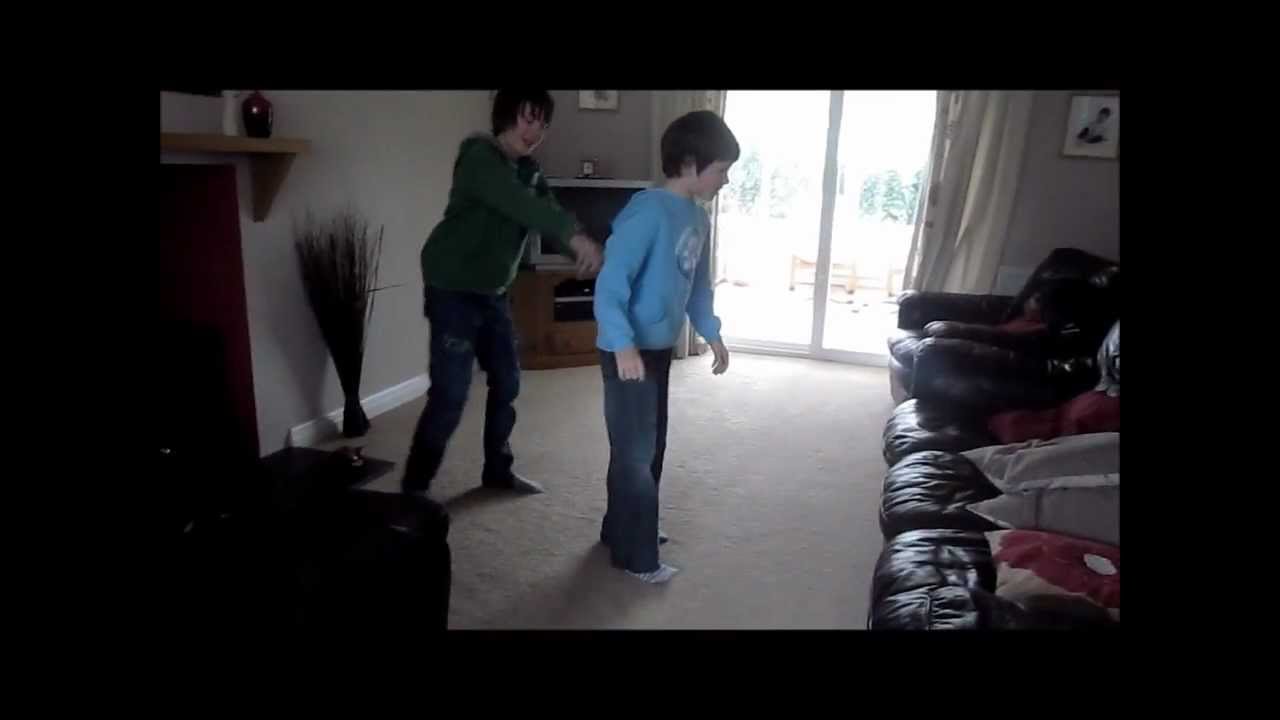 Kid face plants floor - YouTube