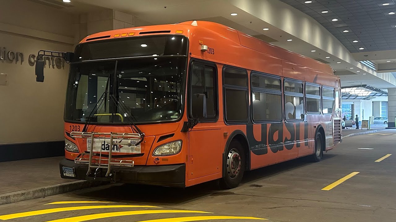CTtransit 2012 New Flyer Industries XDE35 #1203 Ride on route Dash ...