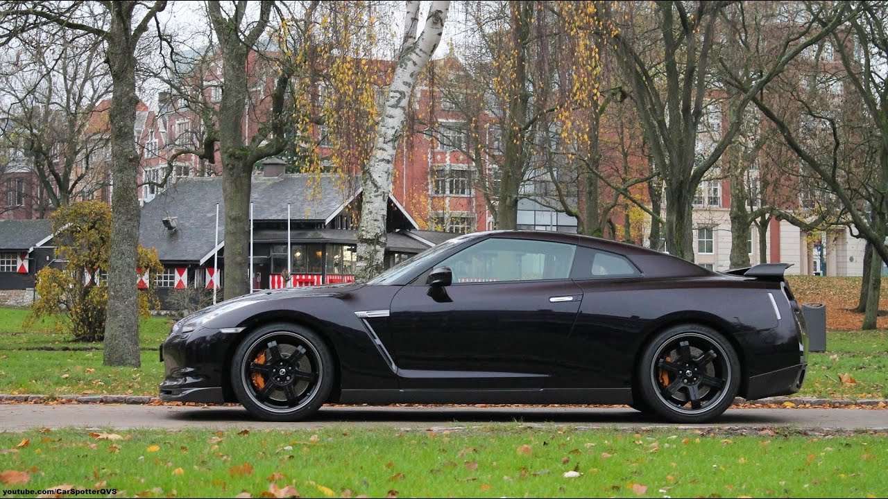 Nissan GT-R Spec V: Start ups, revving, accelerations! (1080p HD) - YouTube