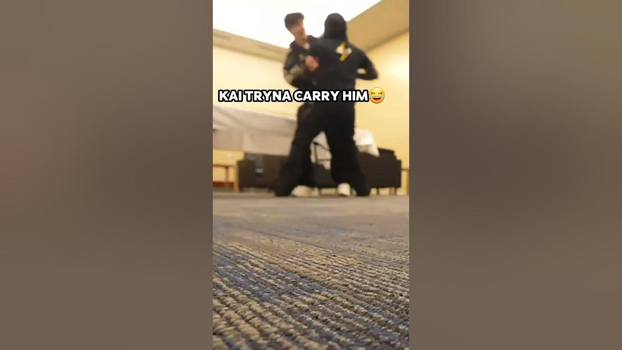 Kai Cenat slams his camera man on a WWE table backstage at royal rumble 😂😂 - YouTube