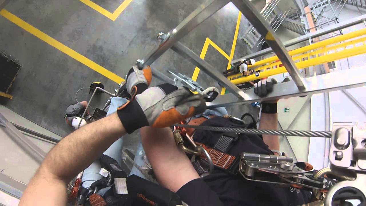 Formation GWO - YouTube