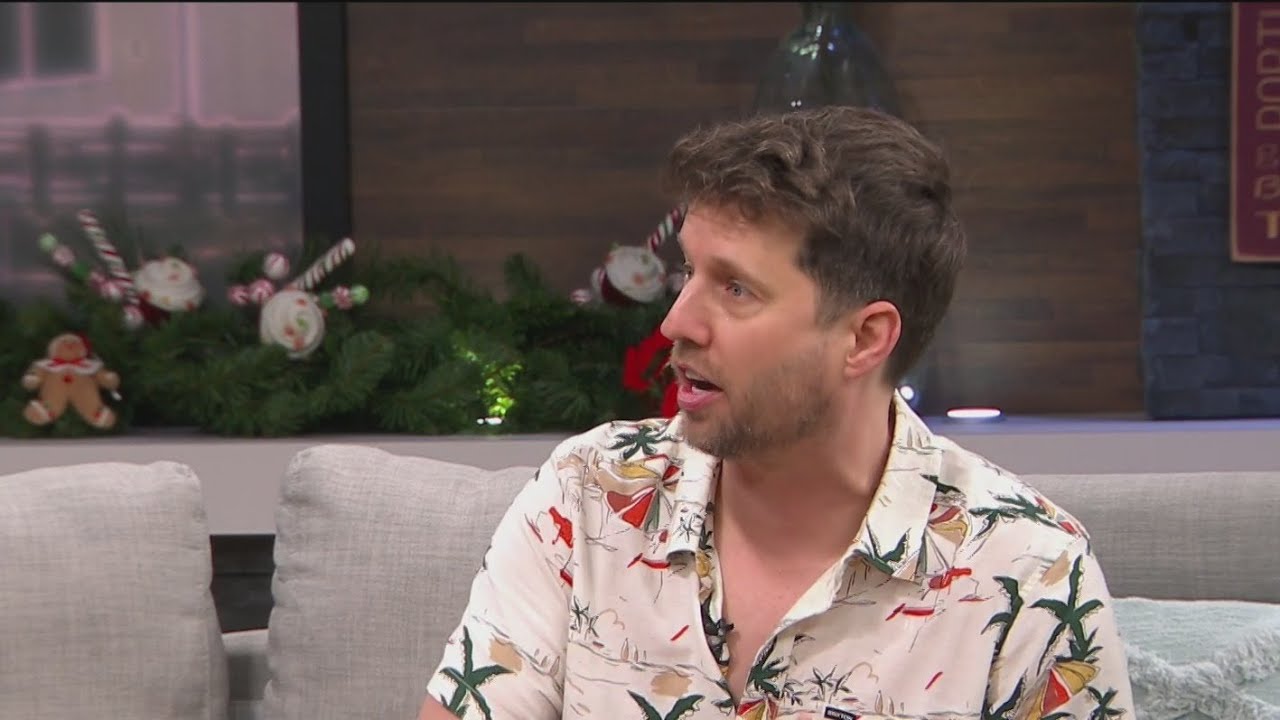 'Napoleon Dynamite' star previews new comedy 'Tapawingo' - YouTube