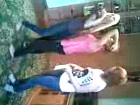 Стриптиз и секс на троих. (Домашнее)
