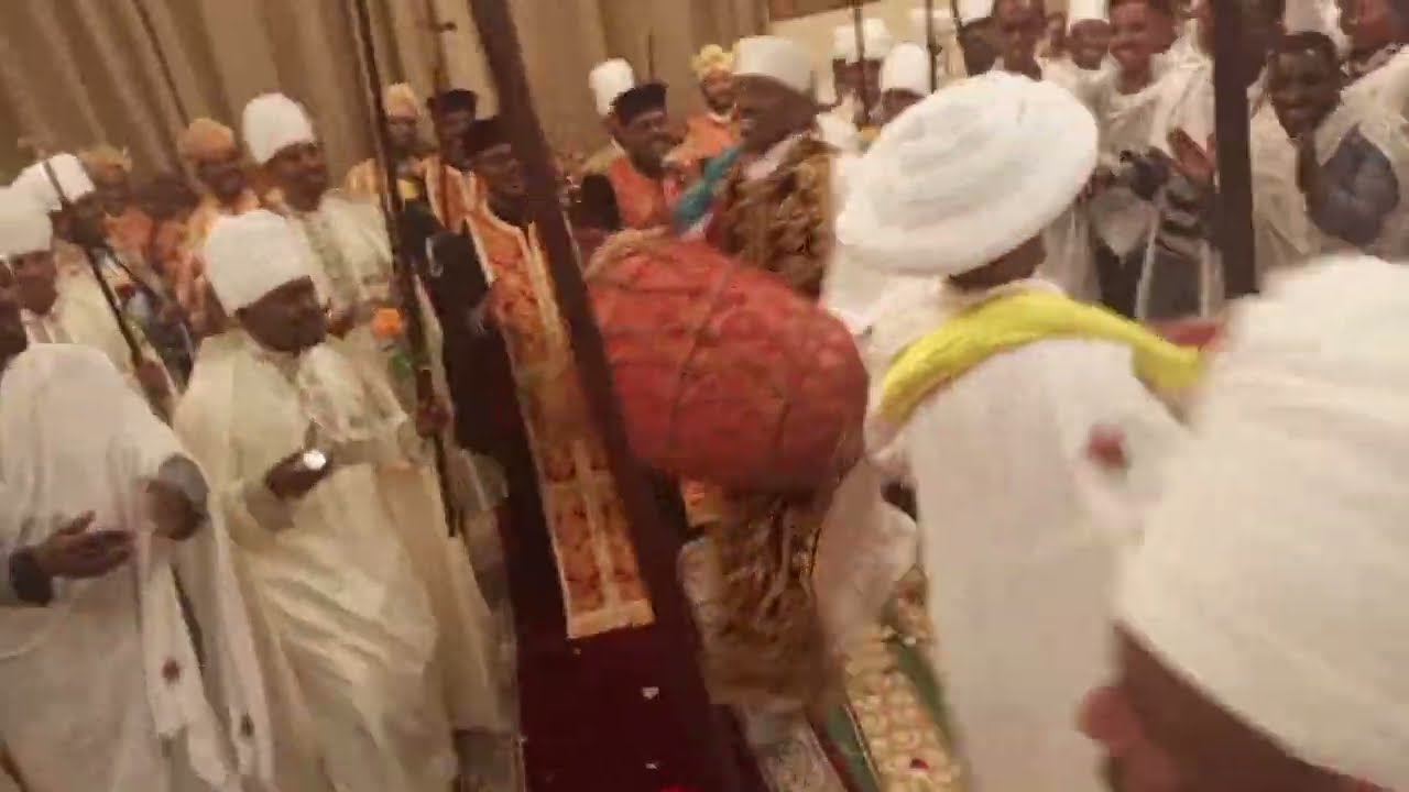 ሁሉንም በስመ አብ ያስባለ የከበሮ አመታት በማኅሌት - YouTube