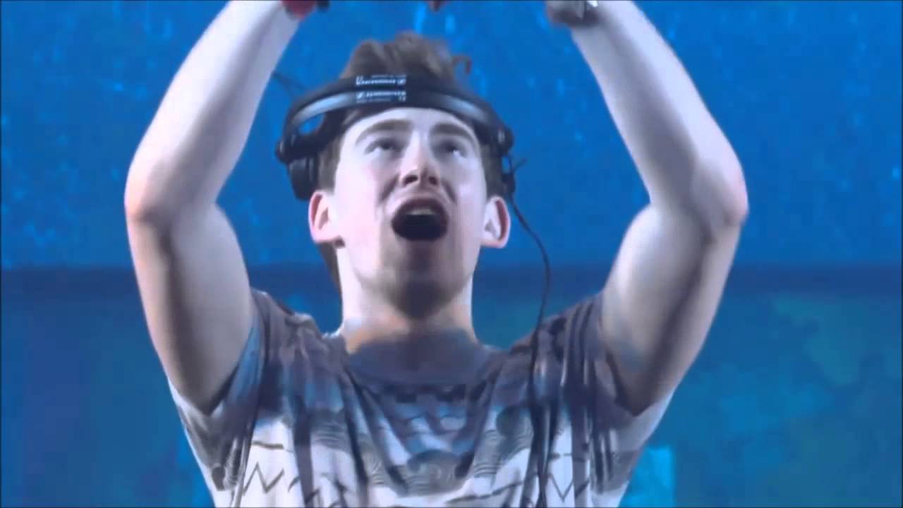 Hardwell - Spaceman (Video Extended) - YouTube
