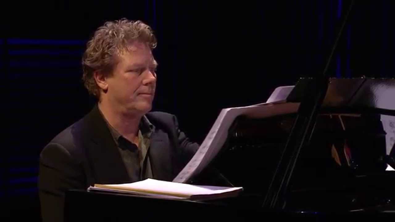 Erwin Schulhoff : In Futurum, Part III from 5 Pittoresken (1919) - YouTube