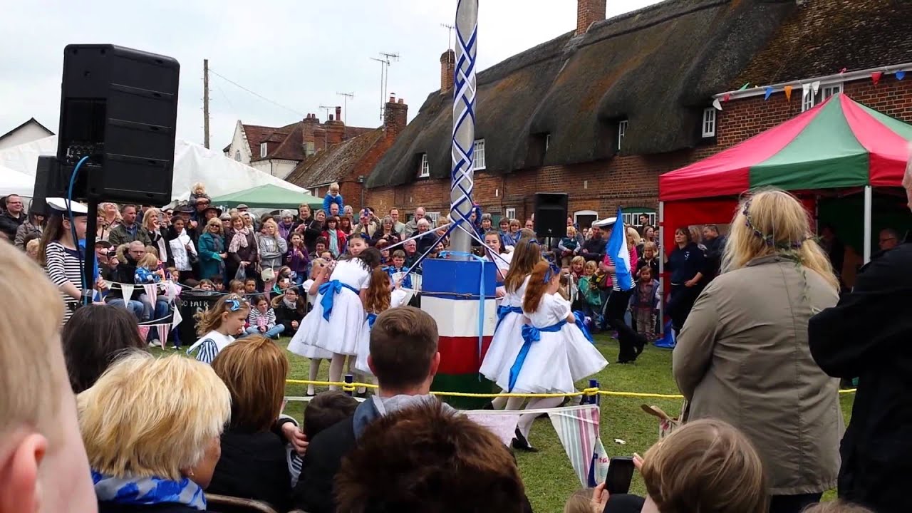 Downton Cuckoo Fair 2015 - Maypole 3 - YouTube