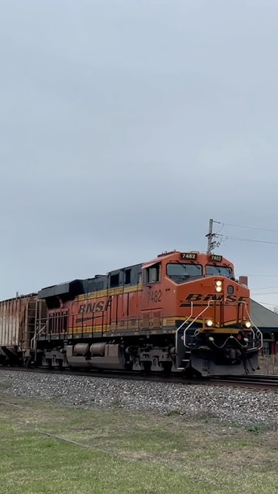 Bnsf with awesome horn show and 2 SD70ACe as mid dpus! #bnsfrailway #railfan #railway #train # ...