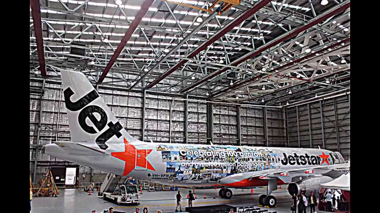 Special livery to celebrate Jetstar's fleet reaching 100 aircraft - YouTube